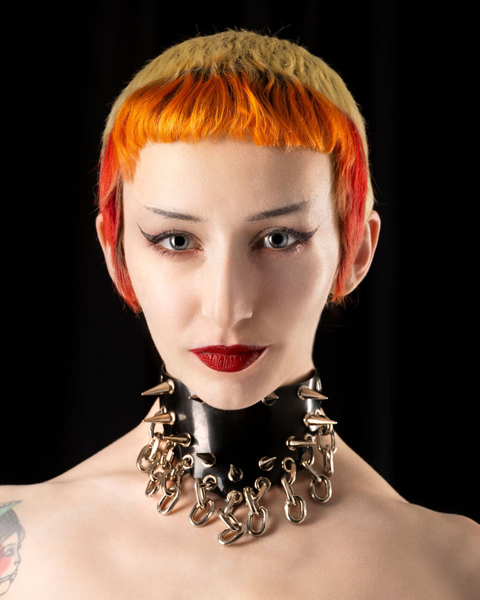 Selene PVC spiked choker – Lorna Jane Harnesses